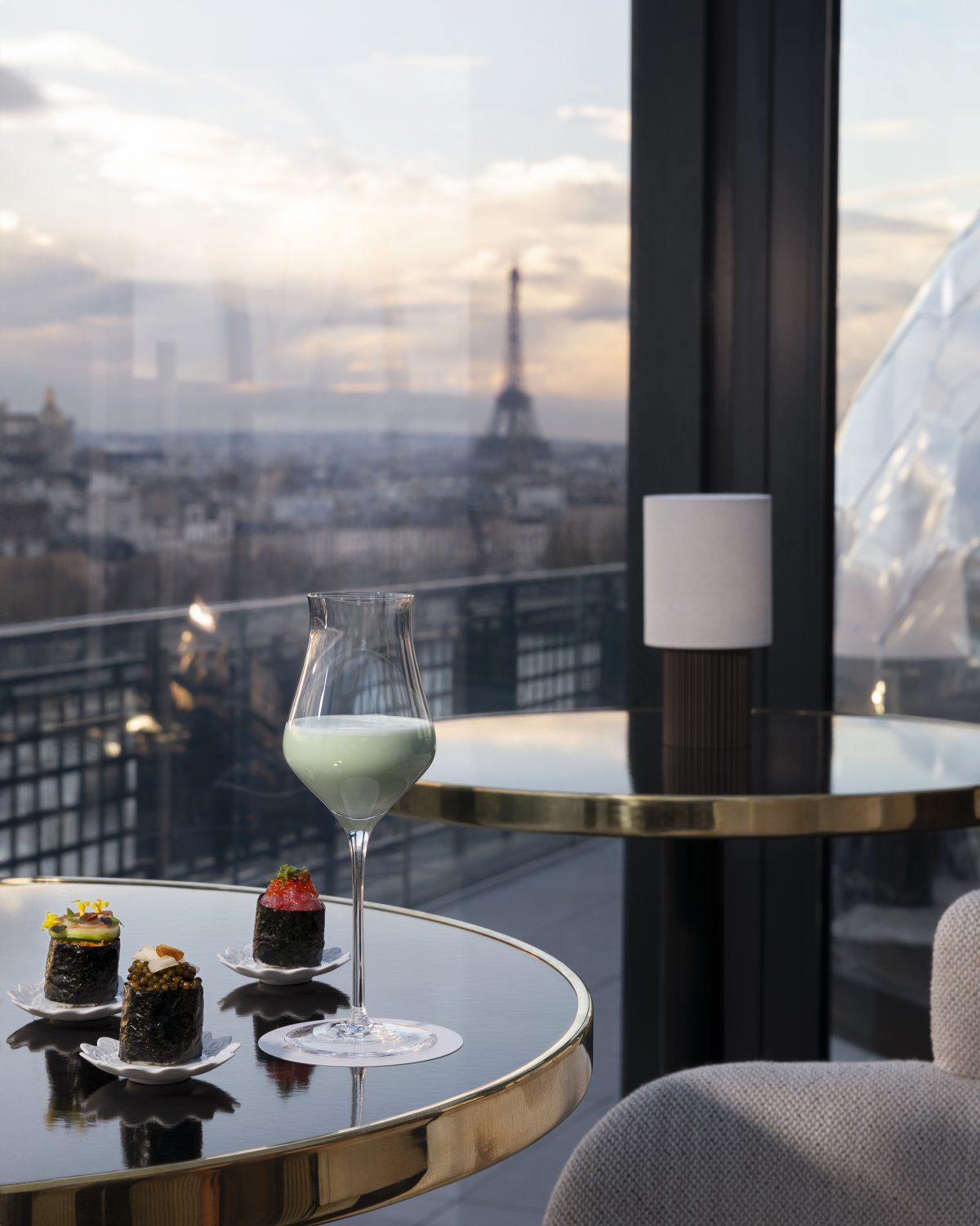 The ephemeral rooftop bar overlooking Paris by Cheval Blanc - Theluxecafe